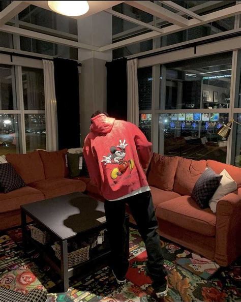 Disney × Rare × Vintage Mickey Mouse Sweater Rare Gem