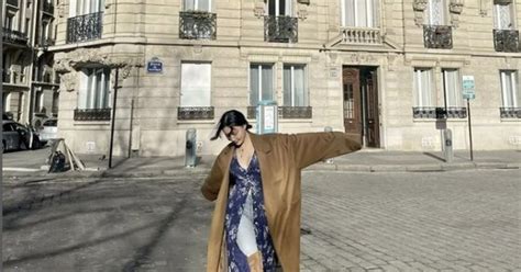 파리에 간 마마무 화사 스타일리시한 파리지앵 패션