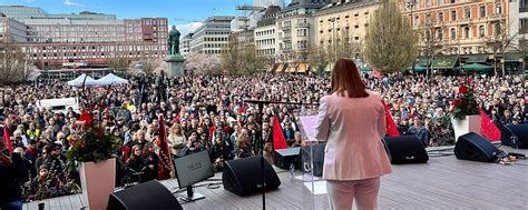 Valturné Med Nooshi Dadgostar Vänsterpartiet Din Trygghet är