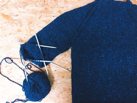 How To Knit A Sweater Beginner S Tips And Patterns
