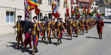 Kommt Die Schweizer Garde Nach Olten Nau Ch