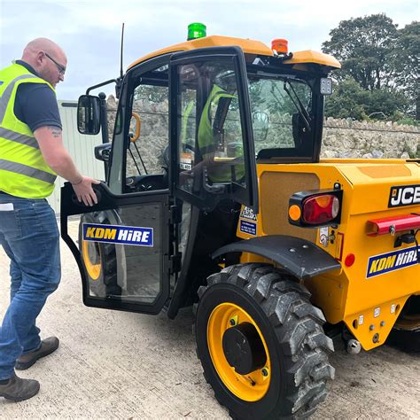 4m Compact Telehandler Perfect For Tight Spaces
