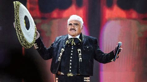 Vicente Fernandez Jr Dedos