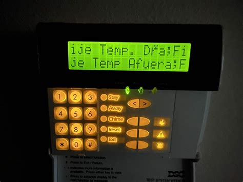 Dsc Lcd5500z Showing Odd Details Corrupt