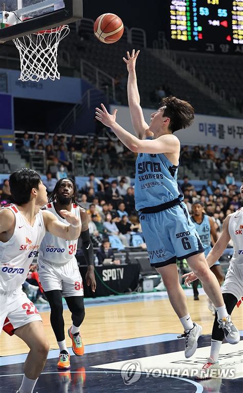 슛하는 소노 이정현 연합뉴스