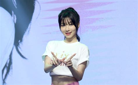 啦啦隊女神一粒情斷4年學長「哭整夜」 昔親密約會照疑曝光