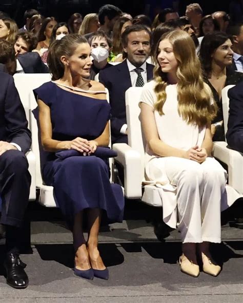 Infanta Sofia Công Chúa Tây Ban Nha Hoàng Gia