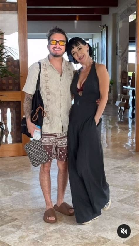 Susana Zabaleta Sorprende Con íntimas Fotos Junto A Ricardo Pérez De La