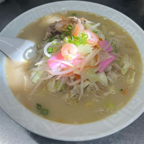 中華料理 李花 ＊ 先日vﾌｧｰﾚﾝ長崎の大竹選手 にお久しぶりにご来店頂きました！！ その日の朝、偶然にも大竹選手の事を 考えていたので
