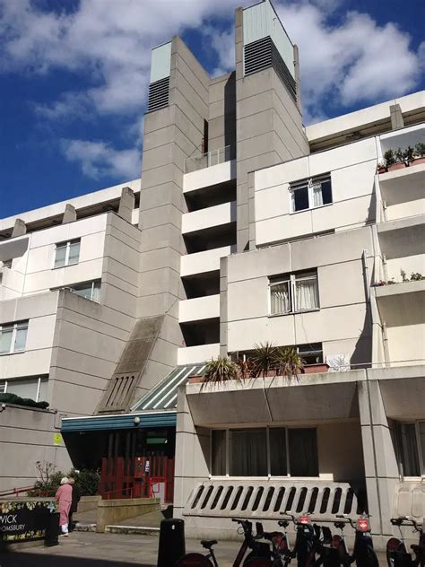 Patrick Hodgkinson Architect Uk E Architect