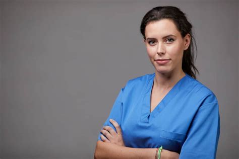 Top 4 Reasons Why You Should Get An Online Caregiver Certification