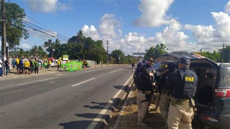 Bloqueios Antidemocráticos Em Rodovias Caem Para 5 No Brasil • Dol