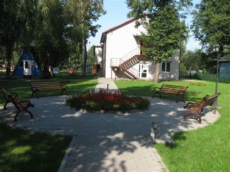 Україна