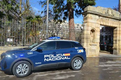 Mujer Con Cuatro órdenes De Detención E Ingreso En Prisión Es Arrestada