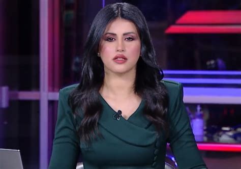 مذيعة جميلة بقناة اماراتية في عدن مجدداً من أجل هذا الامر