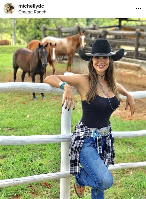 Pin By Lg48 On Latina Sexy Cowgirl Outfits Cowgirl Outfits Cute