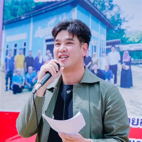 ชลัฐ รัชกิจประการ ธาม Chalat Ratchakitprakarn