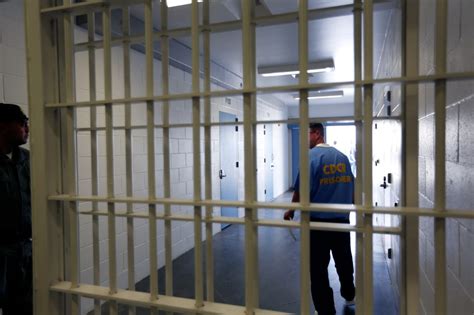Your Guide To Proposition 36 Which Would Toughen Some Theft And Drug