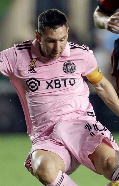 Lionel Messi Fit Men Bodies Messi Body Soccer Players Hot