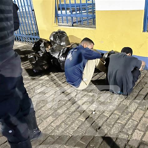 Rocam Prende 2 Menores Com Placa Sem Moto E Simulacro De Arma Em