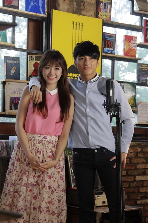 Hari Won yêu Chàng Trai Năm Ấy Sơn Tùng M TP như thật