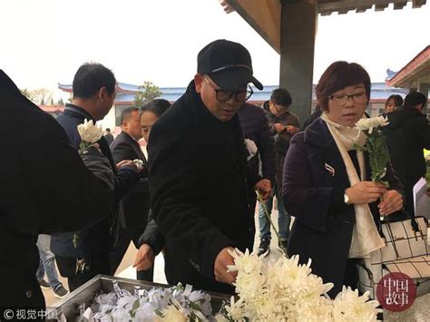 二月河追悼會舉行 生前曾叮囑：一定要回南陽安葬 每日頭條