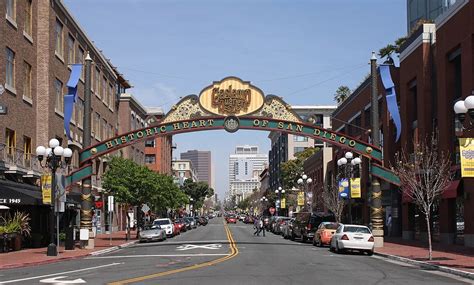 6 Best Things To Do In The Gaslamp Quarter