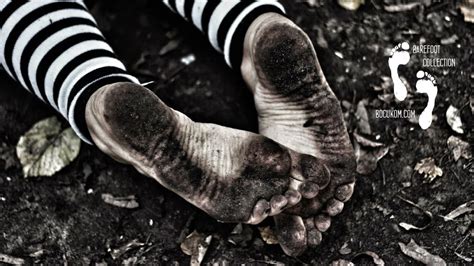 Barefoot Gothic Horror Monthly Discount 1005