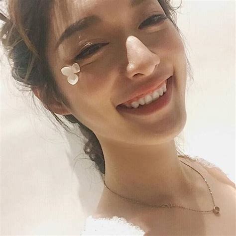 八歲小模特網紅裴嘉欣火的不可收拾，網友猜測她長大了是這樣子！ 每日頭條