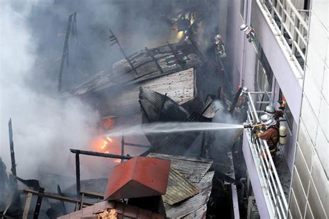 アパート火災、隣マンションの高齢女性重体 大阪・浪速区 読んで見フォト 産経フォト