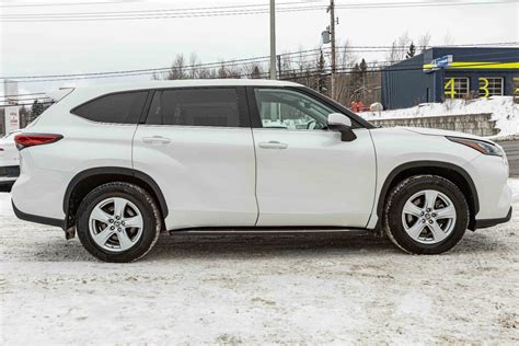Used 2020 Toyota Highlander With 98 611 Km For Sale At Otogo