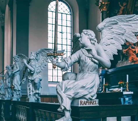 4 Krachtige Tekenen Van Aartsengel Rafaël Die Je Moet Kennen Body