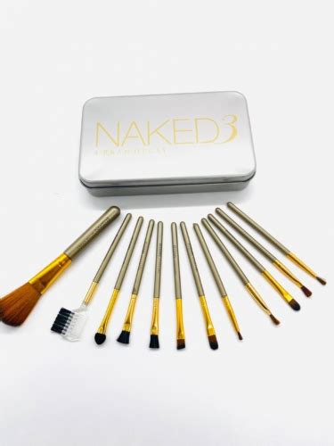 Набор кистей Naked 3 в металлической упаковке 12 шт