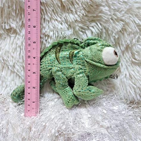 กระเป๋าใส่เหรียญกิ้งก่าปาสคาล ราพันเซล Disney Rapunzel Pascal มือสอง