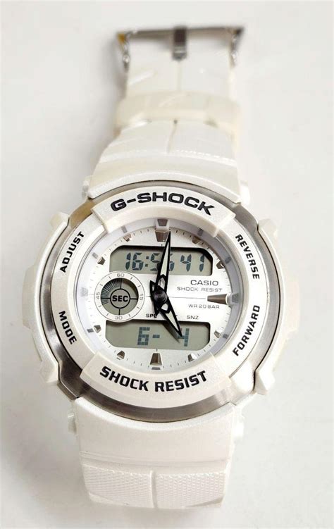 【美品】g Shock アナデジ G‐300lv ホワイト メルカリ