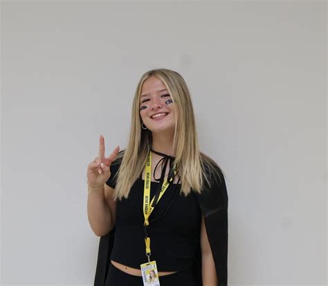 Zoe Fox The Eagle Press