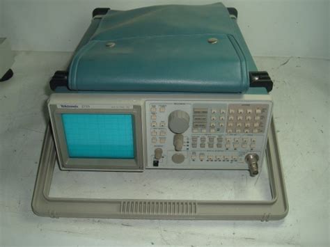 Tektronix Cable Tv Spectrum Analyzer 2715 9khz 1 8ghz