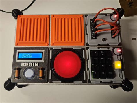 Keep Talking And Nobody Explodes Replica By Gustav Emil Holm Simonsen