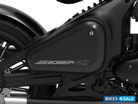 Jawa 42 Bobber Black Mirror Price Specs Mileage Colours Photos And