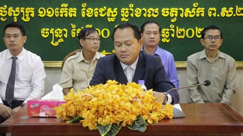 ថ្នាក់ដឹកនាំខេត្តស្វាយរៀង អញ្ជើញជាអធិបតីក្នុងពិធីប្រកាស ចូល