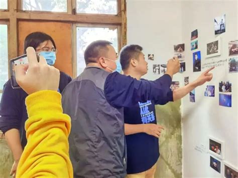 2021丽水摄影节策展人傅拥军现场连线，丽水“七条小巷文化”走进南开大学课堂澎湃号·政务澎湃新闻 The Paper