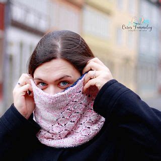 Ravelry CarosFummeley S Test Honeybee S Favourite Loop