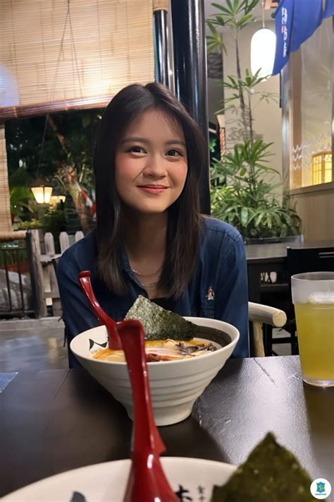 SUROBOYOFESS On Twitter Rek Pap Makanan Di Depan Mu
