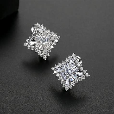 Luoteemi изысканный дизайн квадратные серьги гвоздики для женщин свадебные высокое качество