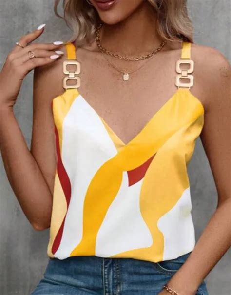 Le Merg Shein Privé Bloco De Cores Detalhe Da Corrente Top Cami