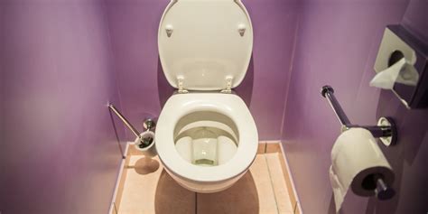 How To Use Vinegar To Clean Hard Stains In Your Toilet Huffpost
