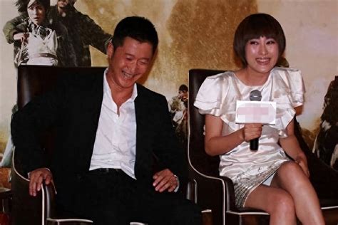 私交混乱陪睡上位，与男黑人夜店贴身热舞，连魏大勋都难逃魔爪？马苏生活因为