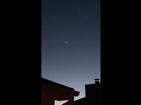 2 Dot Hovering In The Sky Rdamnthatsinteresting