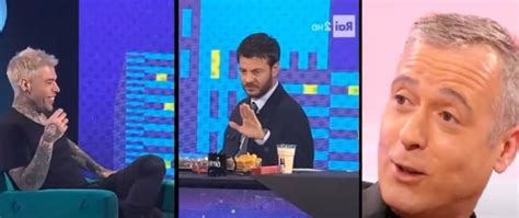 Pierluigi Diaco contro Fedez Più ridicolo di lui