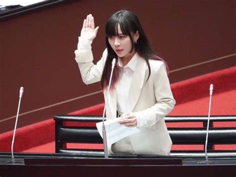 中配宣揚武統被取消居留！黃捷喊修法：不容許任何人濫用言論自由